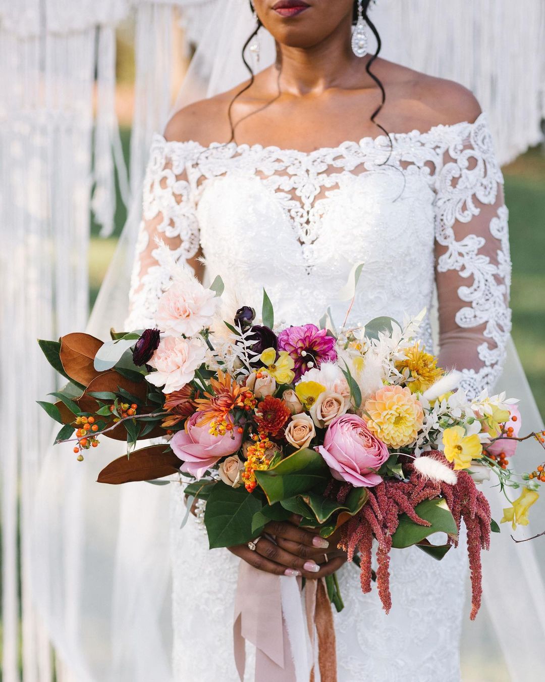 Beautiful Bridal Bouquets - thevenueatmurphylane.com